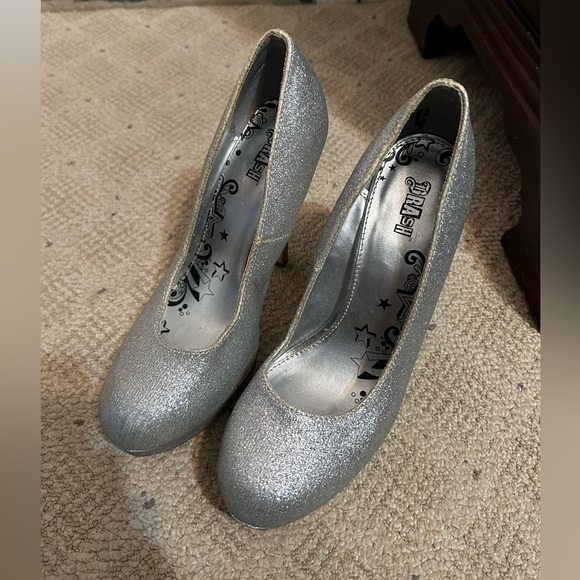 Shoes | Used Silver Sparkle Heels | Poshmark